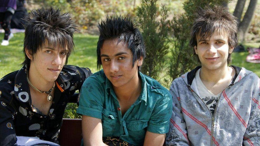 İran'da apaçi saç modeline yasak