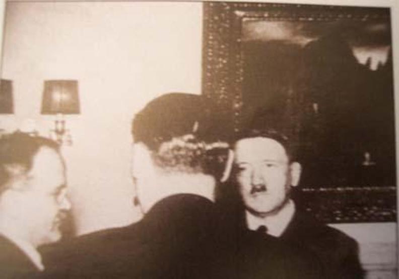 Hitler In 1955 Yılında Hayatta Olduğunun Kanıtı Yayınlandı Dünya
