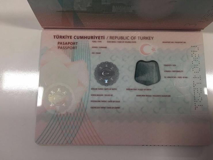 İşte yeni Türk pasaportları - Son Dakika Haberler CNN Türk