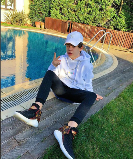 İşte Türkiye'nin Justin Bieber'ı Alper Erözer - Son Dakika Magazin ...
