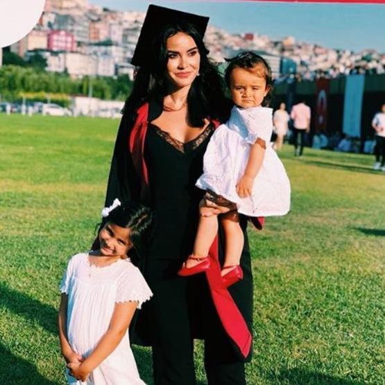 Zeynep Sever Demirel mezun oldu - Magazin Haberleri