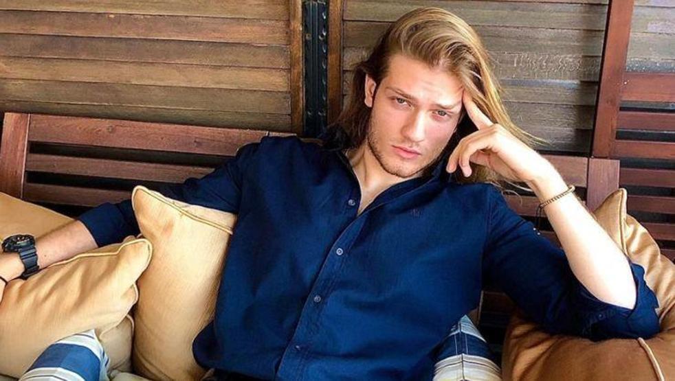 Korcan Kol: Oyuncu olmak için kağıt topladım - Son Dakika Magazin Haberleri