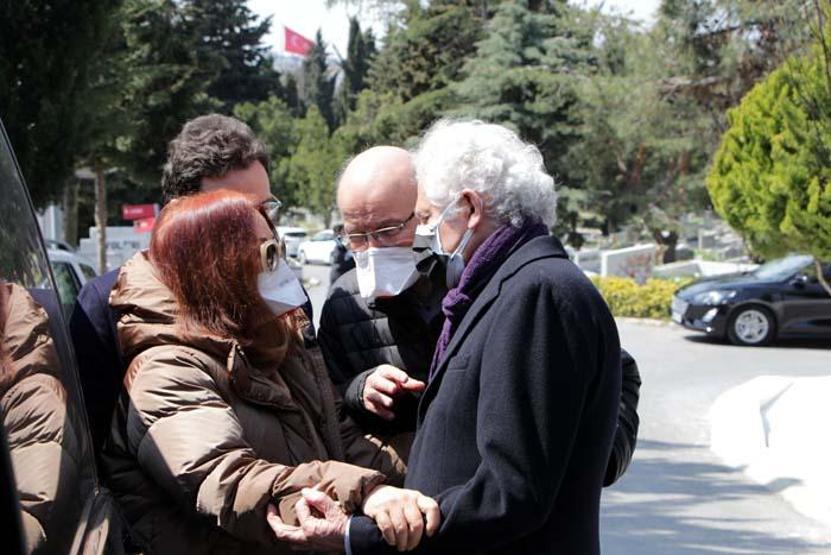 Mehtap Ar son yolculuğuna uğurlandı - Magazin Haberleri