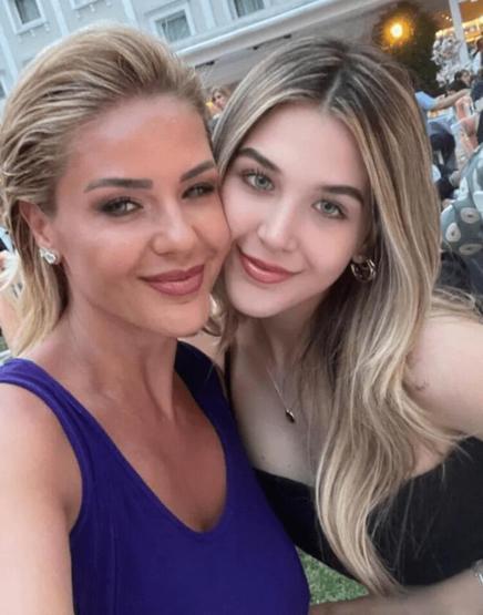 Emine Ün ve Emre Kınay'ın kızı Duru annesinin kopyası oldu! - Son ...