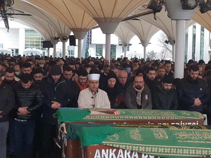 Eski eşinin öldürdüğü Pelin, son yolculuğuna uğurlandı - Son Dakika ...