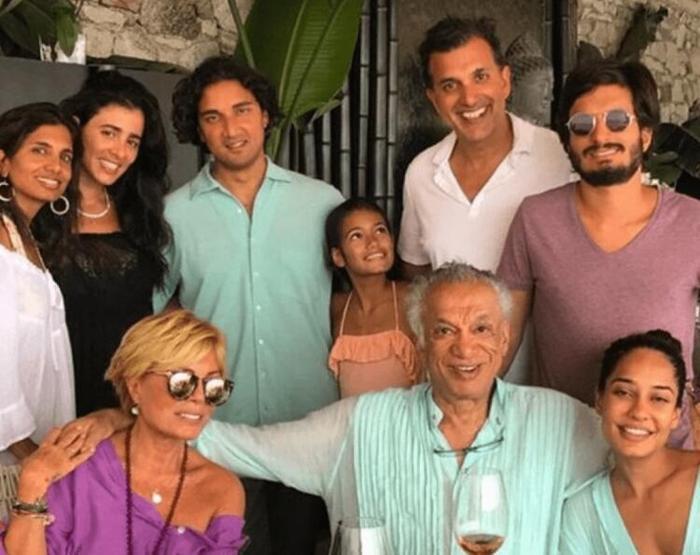 Semiramis Pekkan: 6 ayda 4 evlilik teklifi aldım - Son Dakika Magazin ...