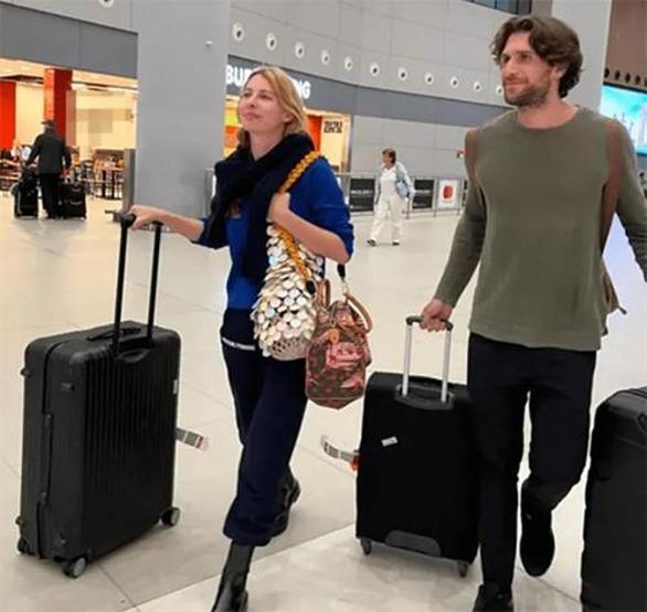 Tatil yorgunu aşıklar Tuba Ünsal ile Serdar Turan - Magazin Haberleri