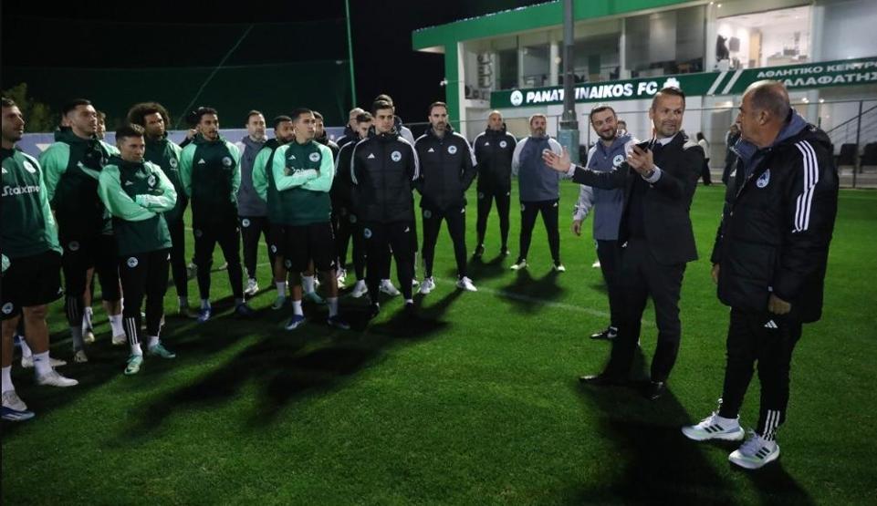 Fatih Terim'in Panathinaikos'taki ilk idmanında dikkat çeken kare ...