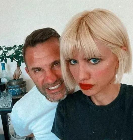 17 yıllık evlilik sessiz sedasız bitti! Okan Buruk ve Nihan Akkuş Buruk ...