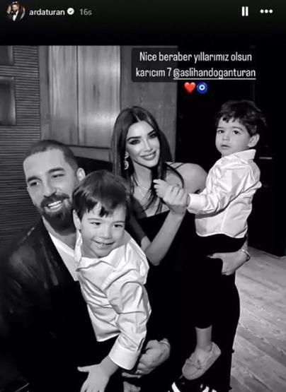 Arda Turan'dan romantik kutlama - Son Dakika Magazin Haberleri