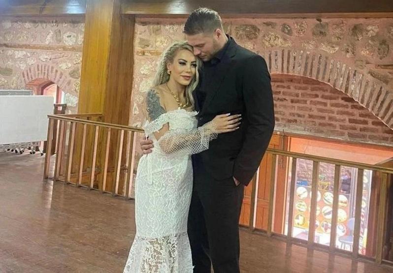 Survivor Yunus Emre'nin eşi Beria Özden hamile olduğunu duyurdu! - Son ...