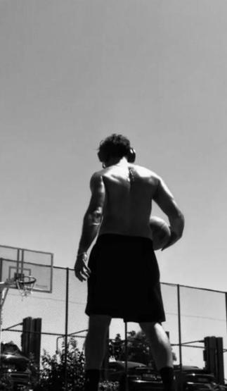 Spor sonrası paylaştı, sosyal medyada bomba etkisi yarattı! HEYKEL GİBİ ...