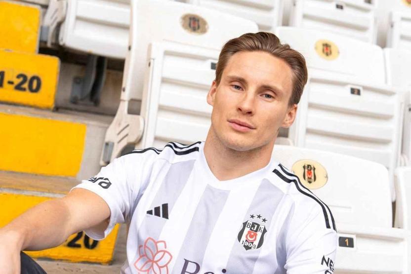 Beşiktaş'ın yıldızı Jonas Svensson gündem oldu! Gören bir daha baktı! 11 yılda bakın nasıl ...
