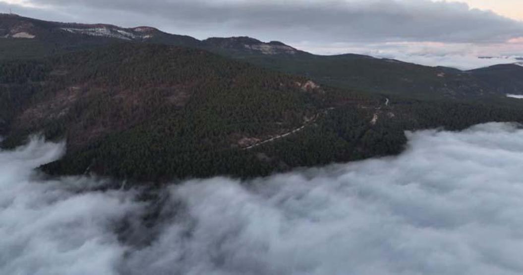 Ulus Dağı'nda sis masalsı manzara oluşturdu - Güncel Haberler Son Dakika