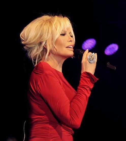 Ajda Pekkanın 'hacklenme' korkusu! - Magazin Haberleri