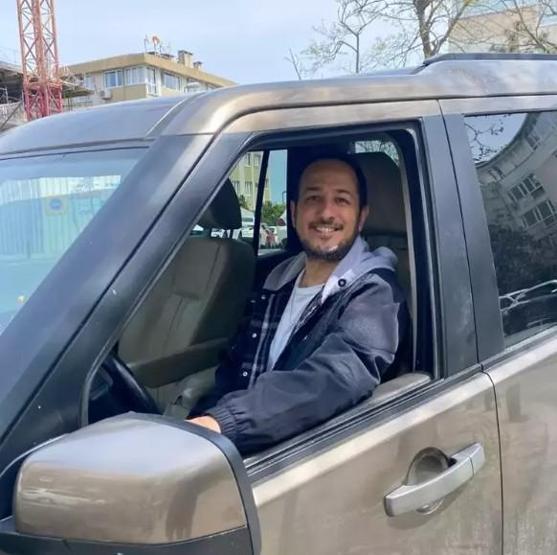 Sarp Apak: Evliliğimizi ev arkadaşlığı gibi görüyoruz - Son Dakika Magazin Haberleri