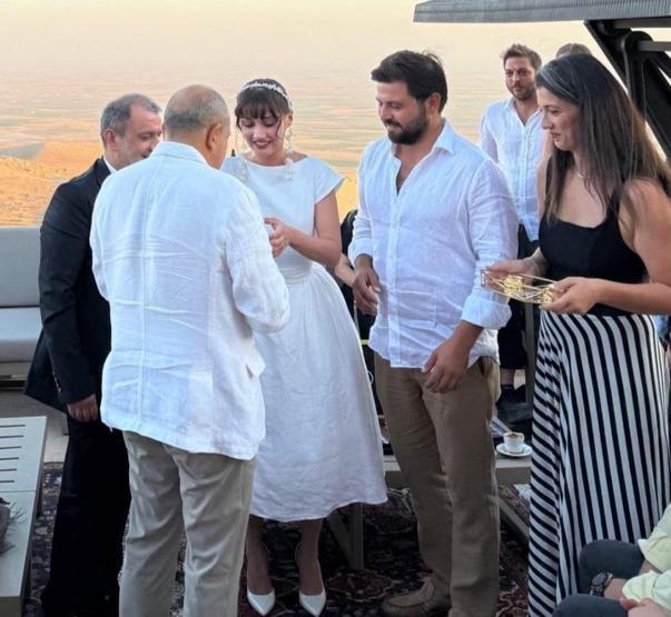 Sevda Erginci, Mardin'e gelin gidiyor! Uzak Şehir'in İpek'i Çağla ...