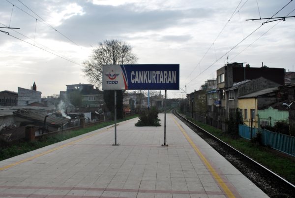 Cankurtaran: Yok mu bir kurtaran?