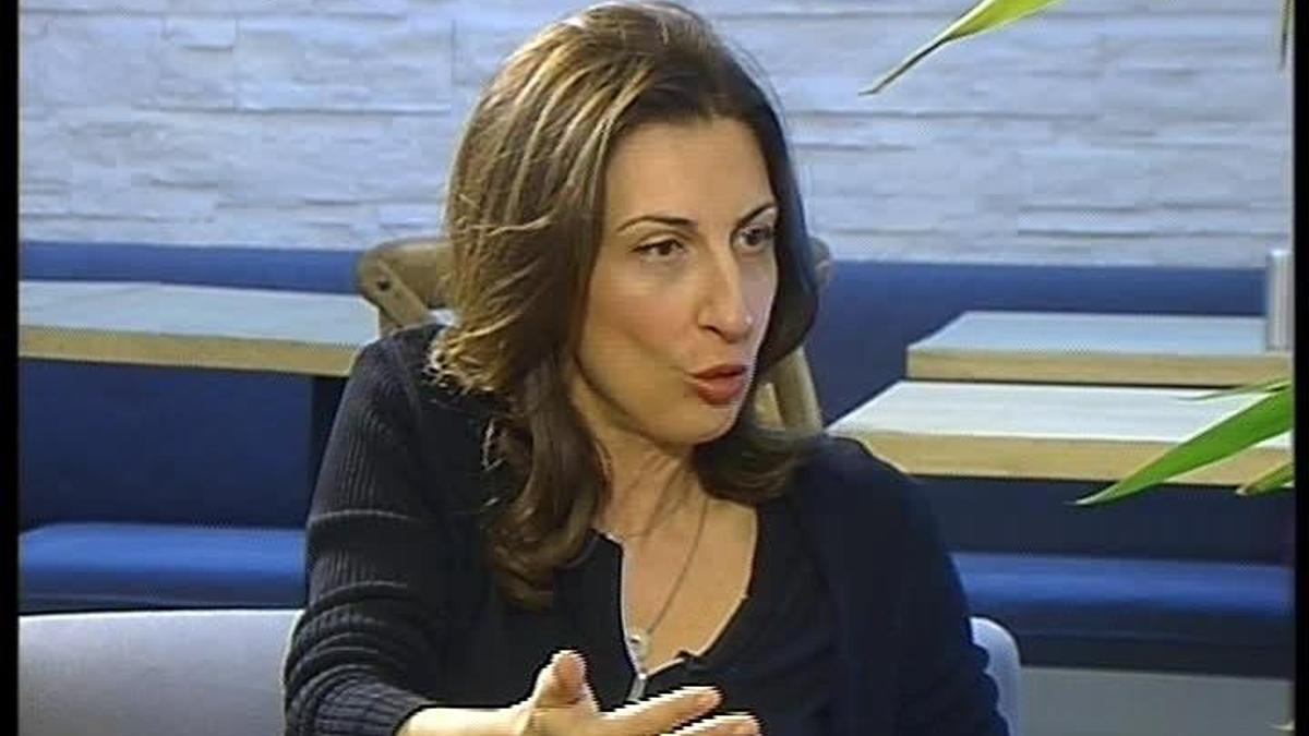 Nuray Mert kıskaç altındaki medyayı anlattı - CNN TÜRK En Son Haberler