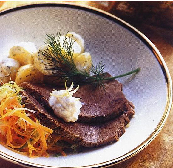 Günün Yemeği: Sebzeli dana fileto