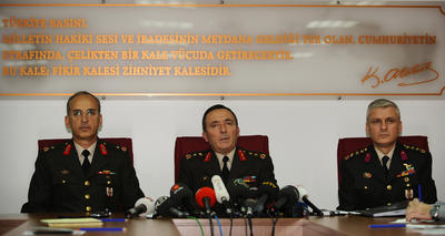 İrtica eylem planıyla ilgili muhabire dava - Günün Haberleri CNN Türk