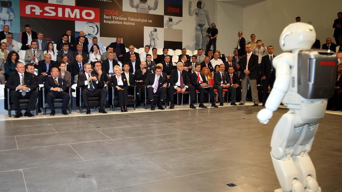 ASIMO Türkiye şovunu tamamladı - Teknoloji Haberleri