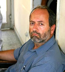 Matsakis'e yanıt: Ada'yı terketmiyoruz - Dünya Haberleri