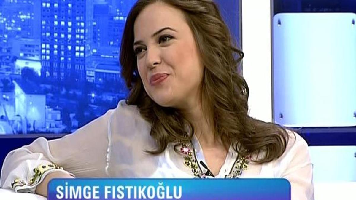 Simge Fıstıkoğlu'nun ilk canlı yayın deneyimi nasıldı?