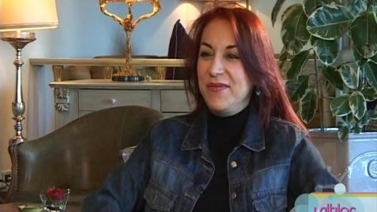 Leman Sam'ın çocukluğu nasıl geçti? | Video