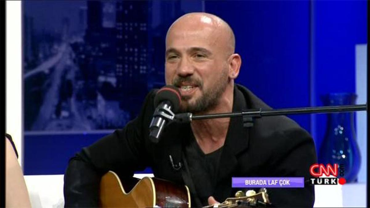 Alex'den canlı performans