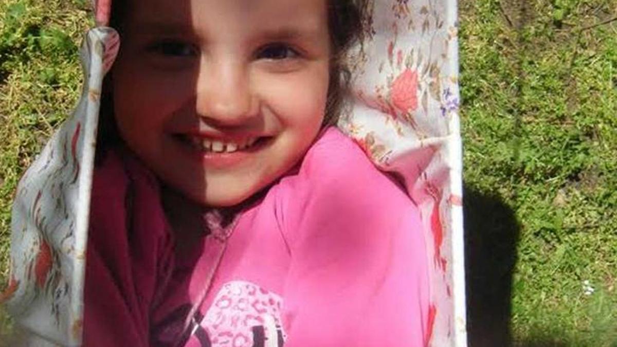 Minik Elif, Uludağ'da kızakla dere yatağına düşüp öldü - Son Dakika ...