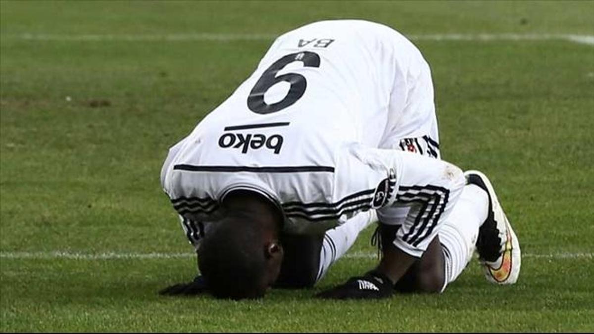 Sultanahmet'te sabah namazı zora girdi - Spor Haberleri