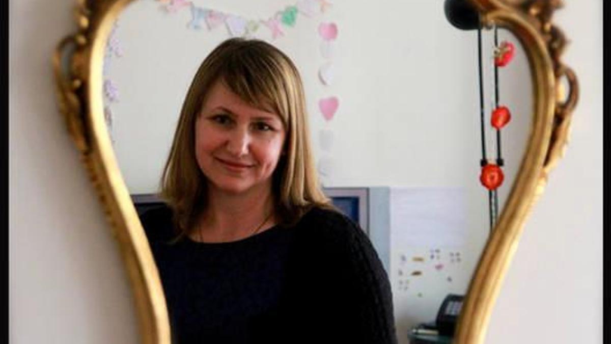 Karikatürist Ramize Erer'e Fransa'dan cesaret ödülü - Kültür Sanat ...