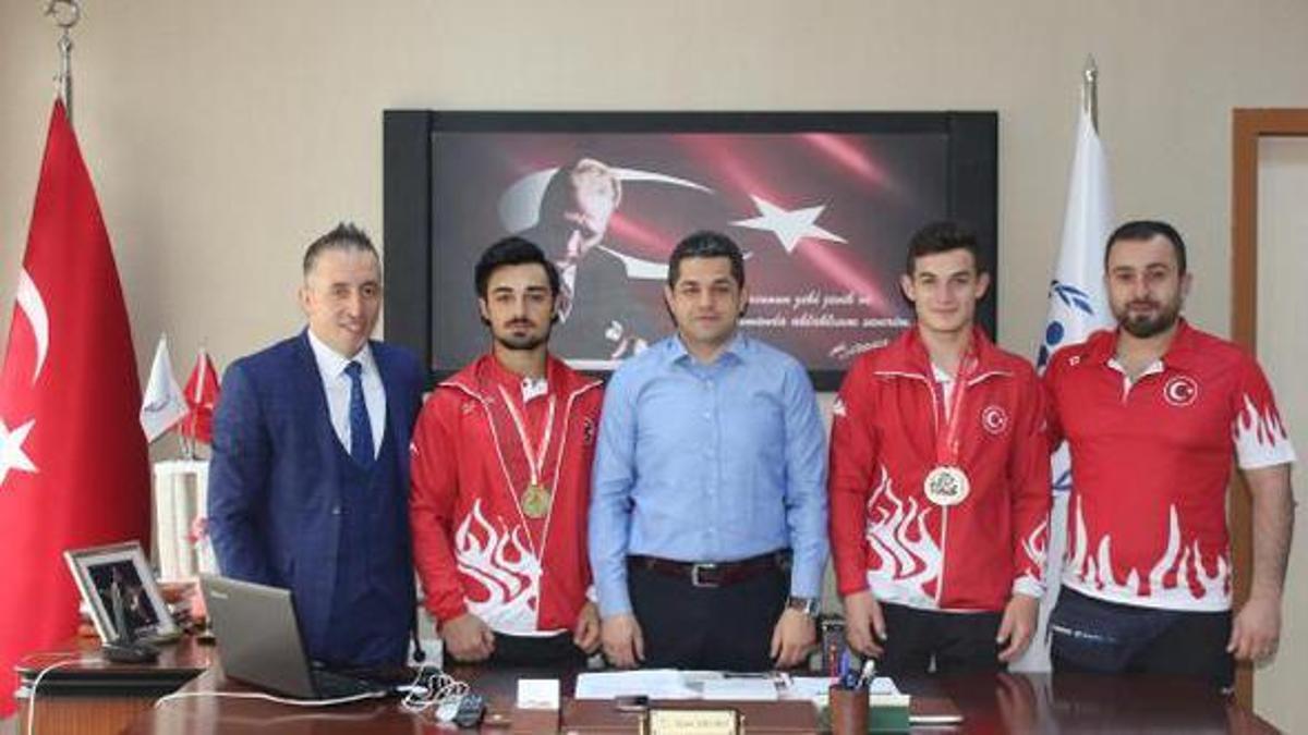 Çankırılı Enes Talha Ay bilek güreşinde Avrupa şampiyonu - Spor Haberleri