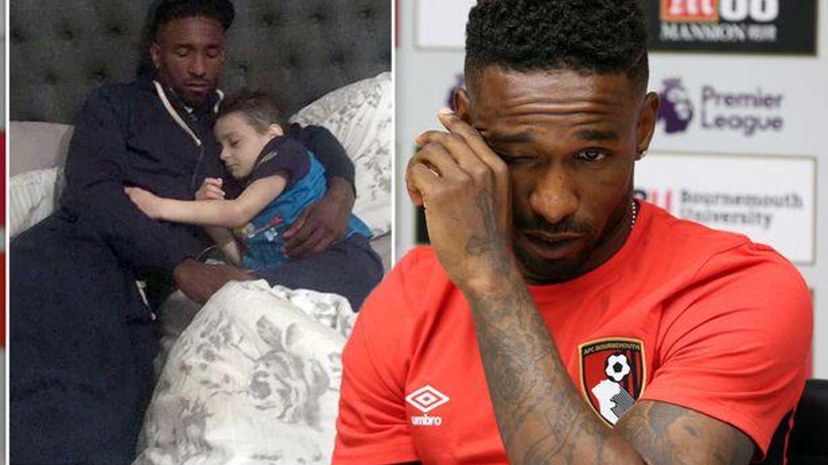 İngiliz futbolcunun gözyaşları: Acı çektiğini görmeye dayanamıyorum ...