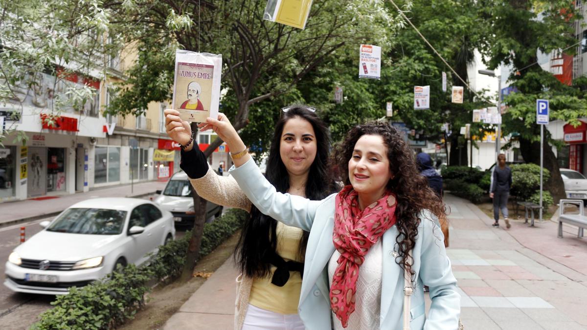 İzmit'te ağaçlar kitap açtı - Gazete Haberleri