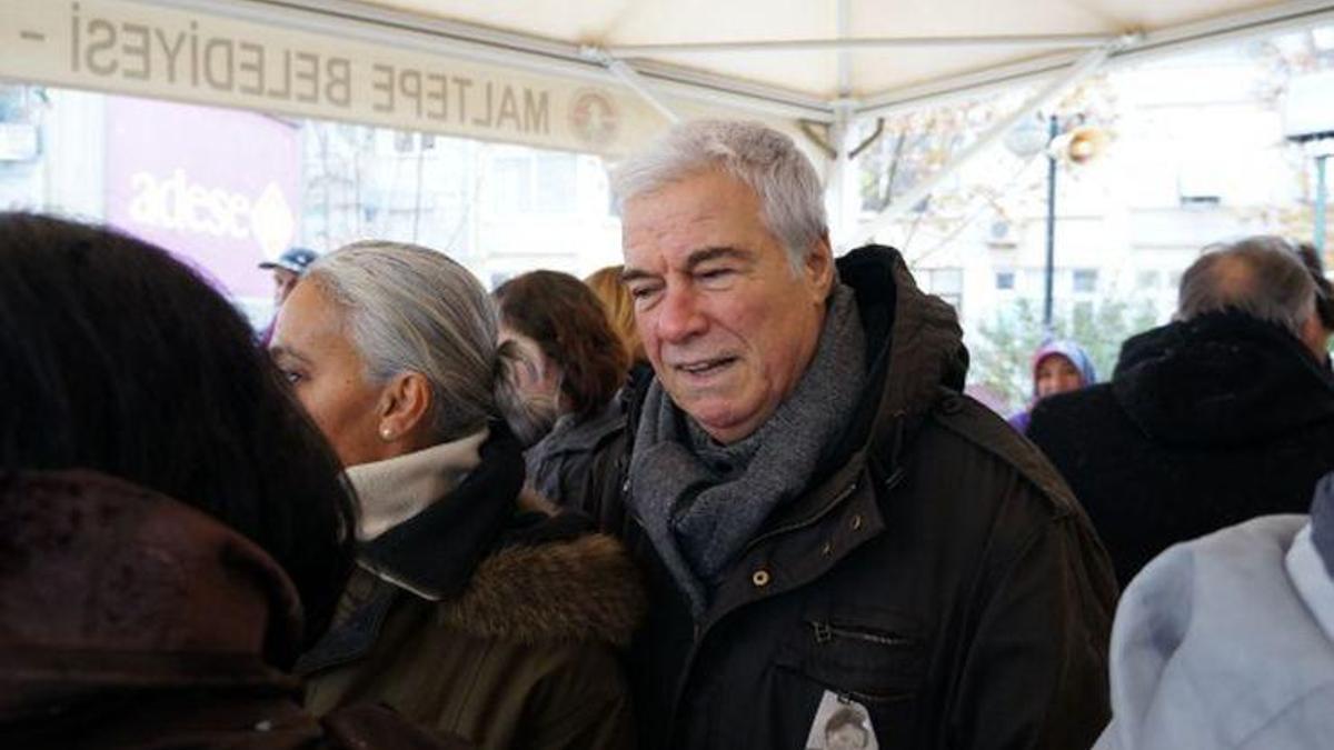 Yalçın Gülhan kimdir? İşte Yalçın Gülhanla ilgili merak edilenler ...