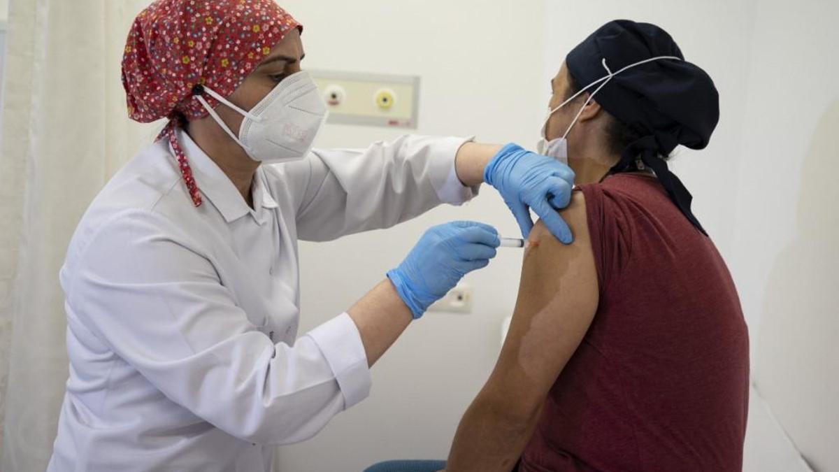 Sağlık Bakanlığı açıkladı: İşte aşıda 15 kural - Son Dakika Flaş Haberler