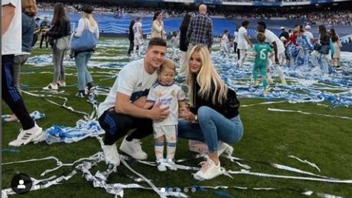 Sofija Milosevic kimdir? Luka Jovic ve Adem Ljajic'in arasını açmıştı ...