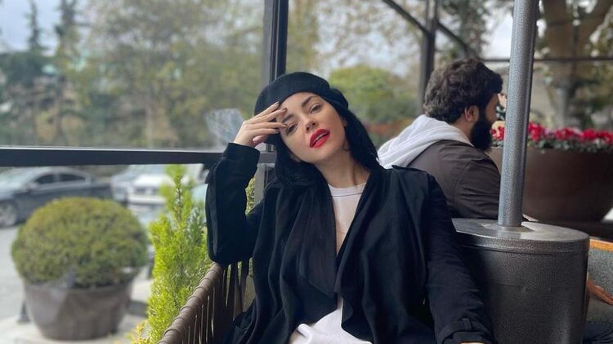 Merve Boluğur sessizliğini bozdu: Arada Merve Boluğur olduğumu ...