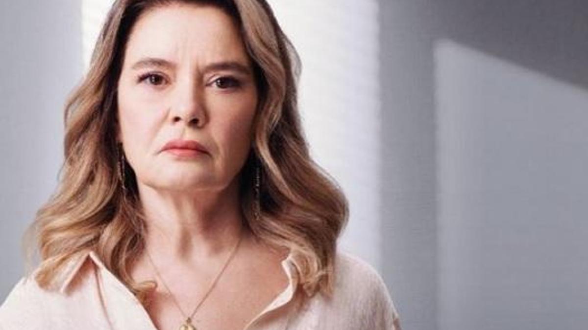 Adım Farah Perihan kimdir? Lale Başar nereli, kaç yaşında? - Magazin ...