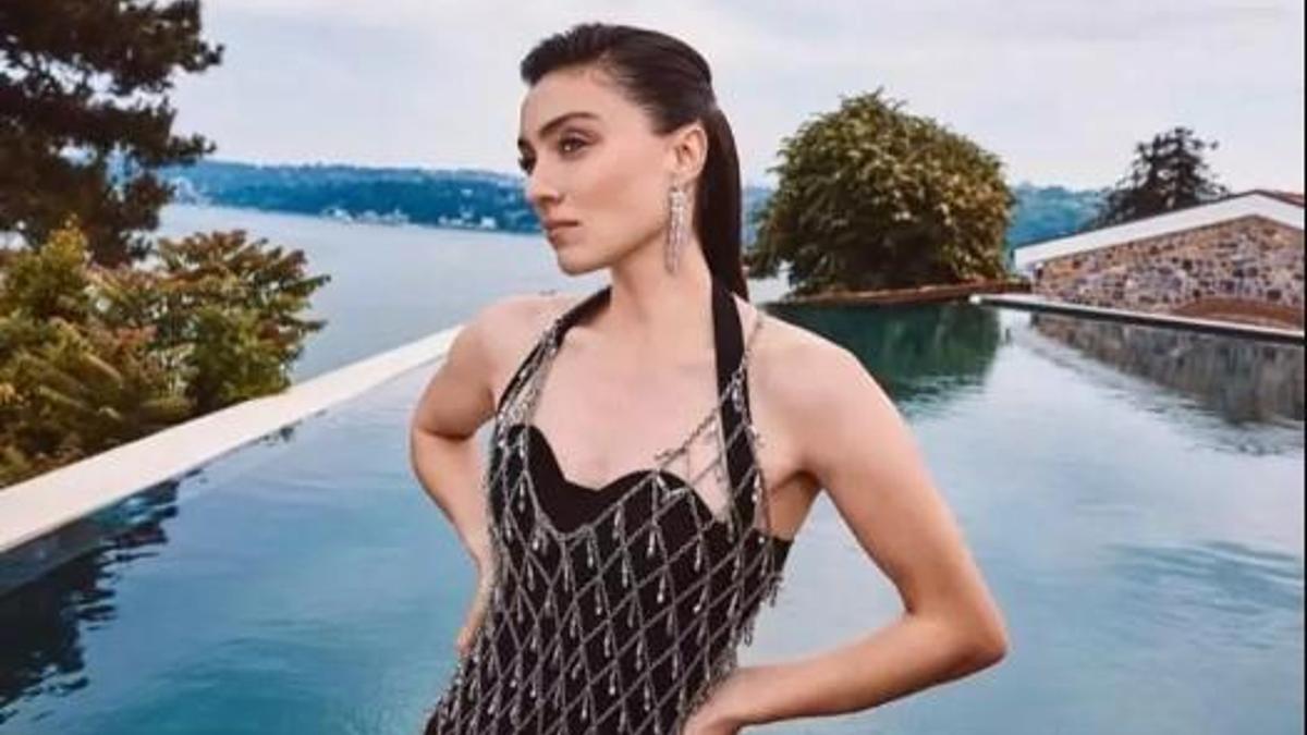 Merve Dizdara Tebrik Yağdı Magazin Haberleri