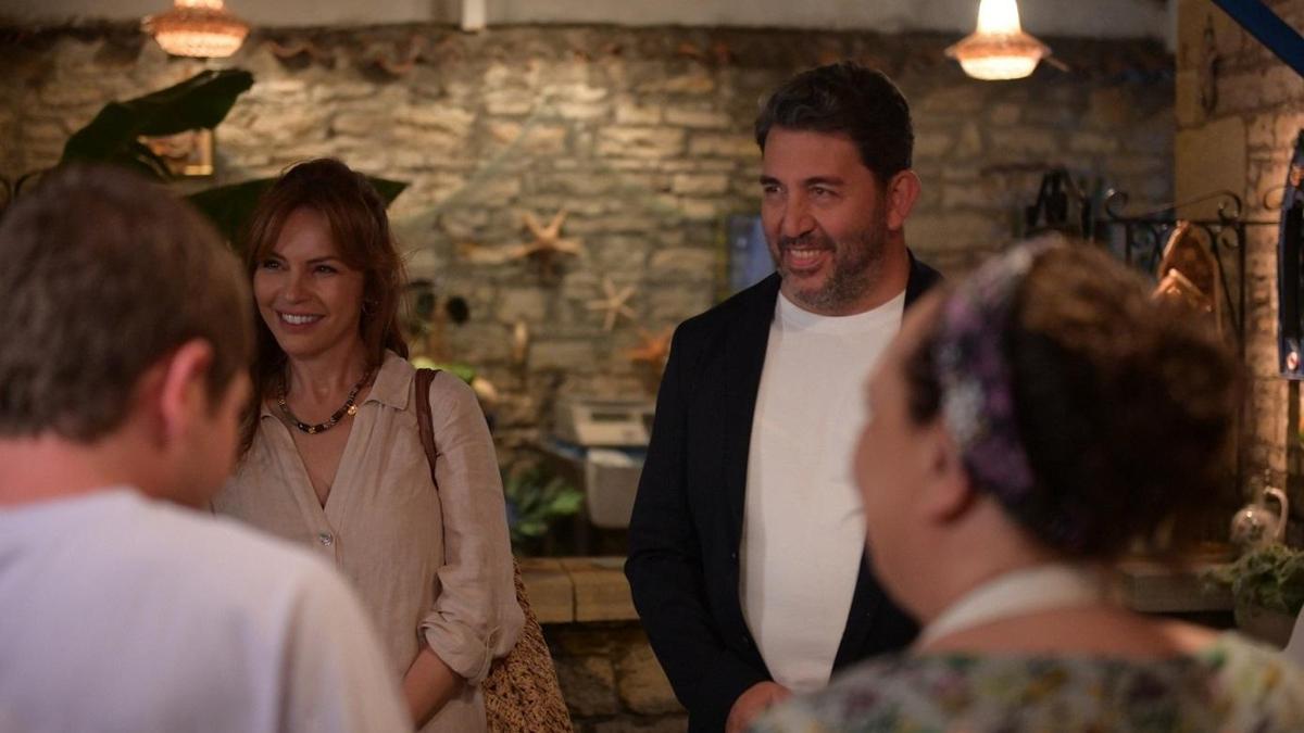 Dönence Cem kimdir? Emre Kınay kaç yaşında, hangi dizilerde oynadı ...