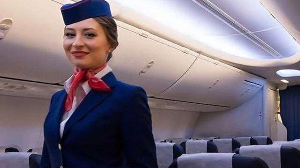 Hostes Nasıl Olunur? Hostes Olmak İçin Gerekenler Nelerdir? Hostes Olma ...