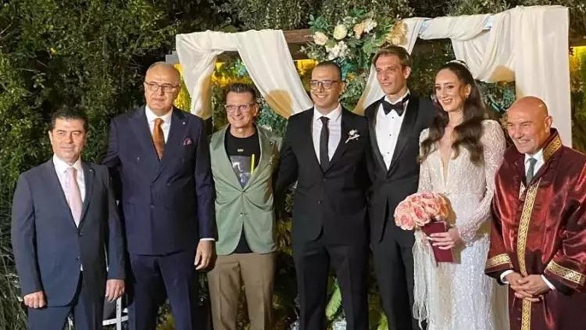 Filenin Sultanları'ndan Ayça Aykaç ile antrenör Mert Altıntaş evlendi ...