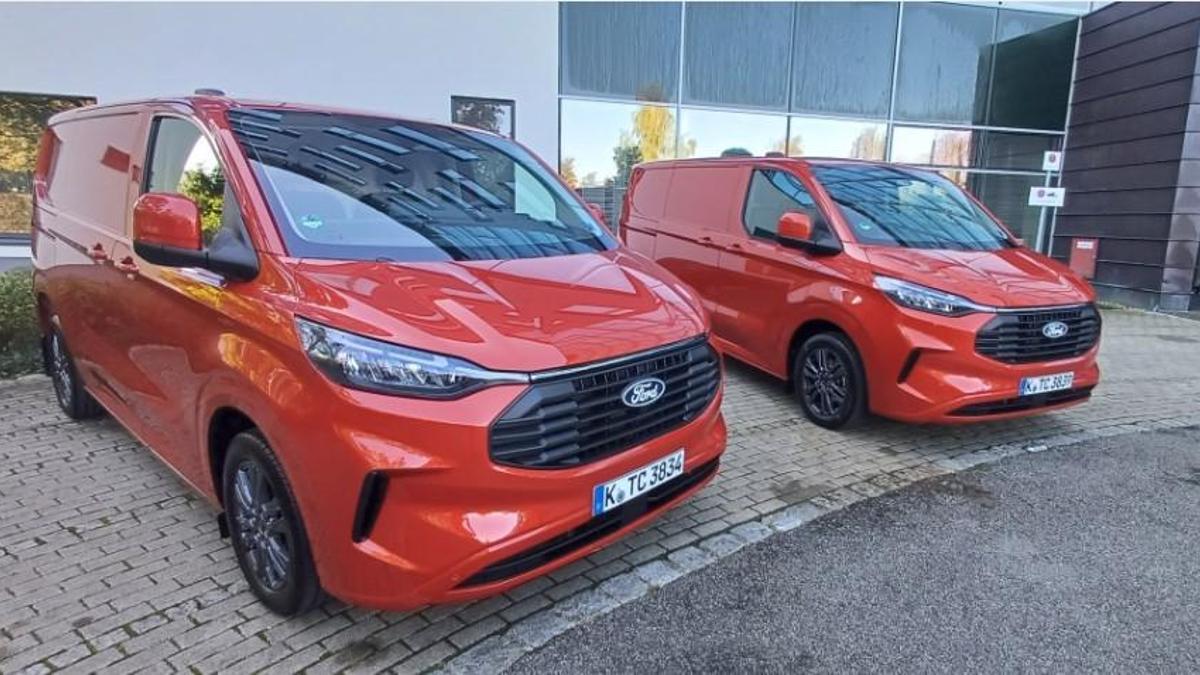 Yeni nesil Transit Custom Türkiyede yollara çıkıyor - Araba Haberleri