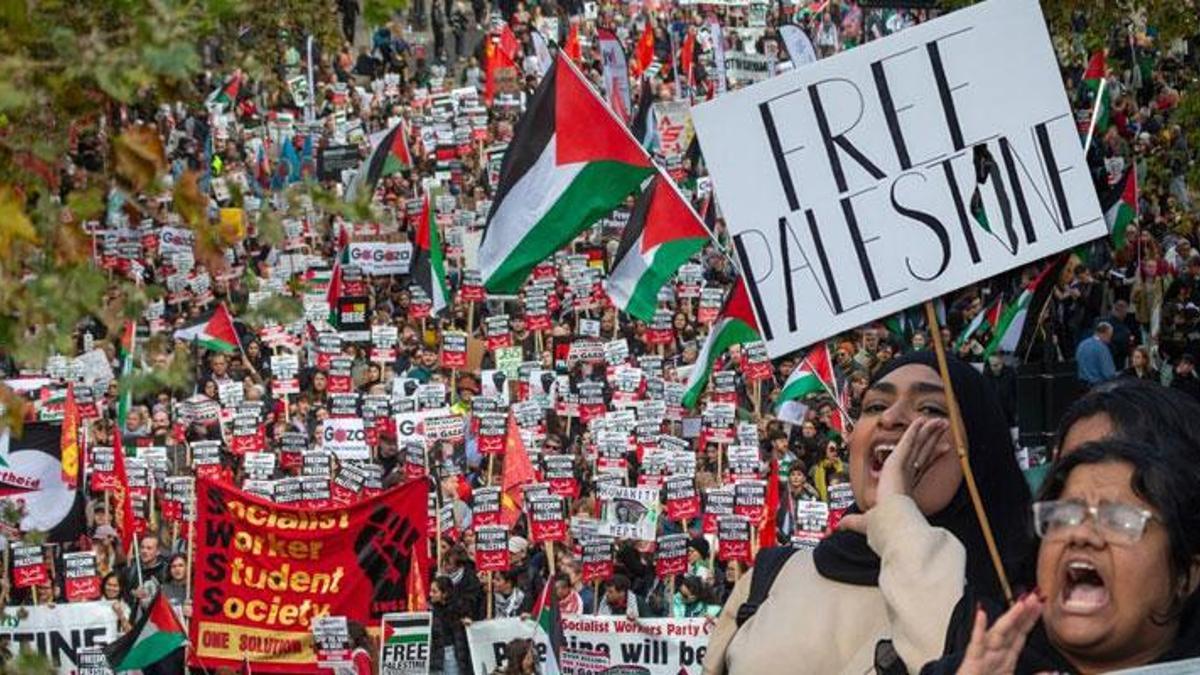 Londrada Filistine destek yürüyüşü: Gazze'yi bombalamayı bırakın ...