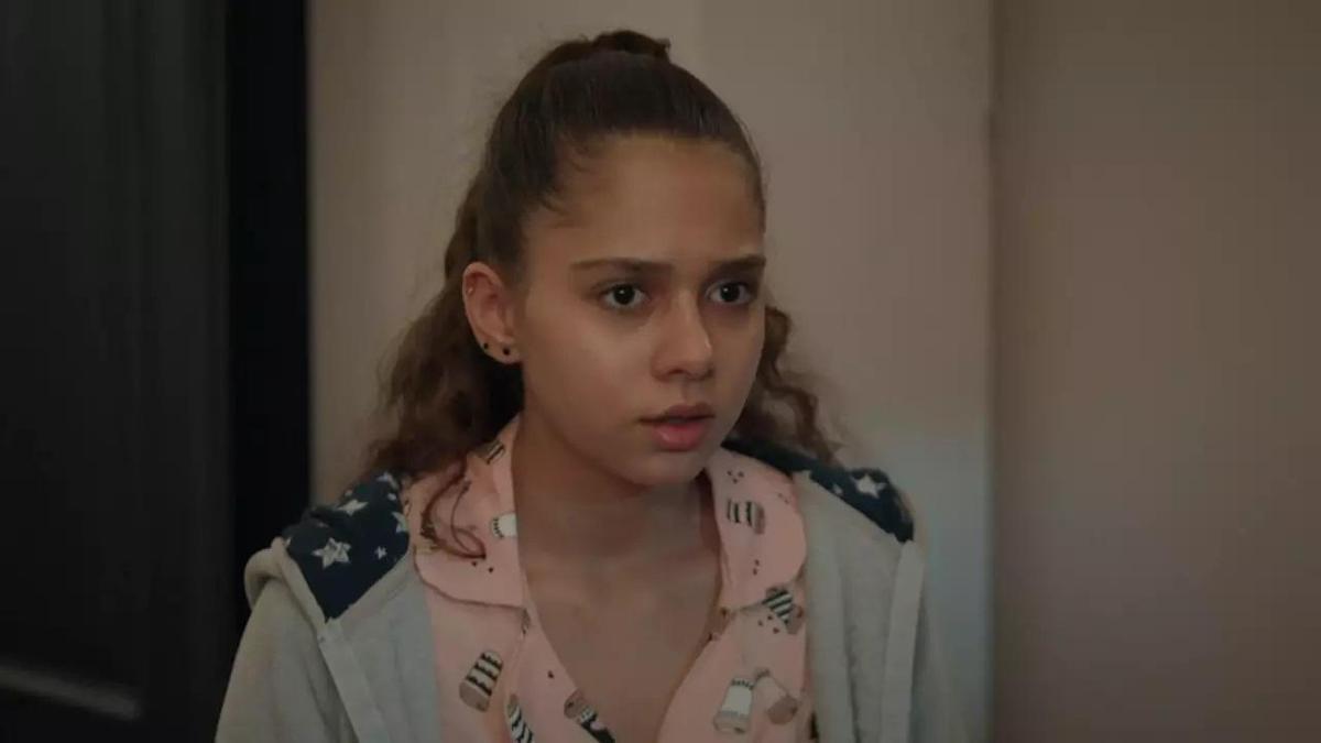 Yabani Ece kimdir? Yabani dizisinde Neslihan'ın kız hastalığı! Aleyna ...