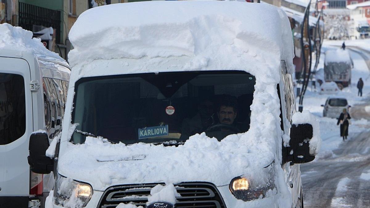 Karlıovada 30 köy yolu kardan kapandı - Karlıova Haber