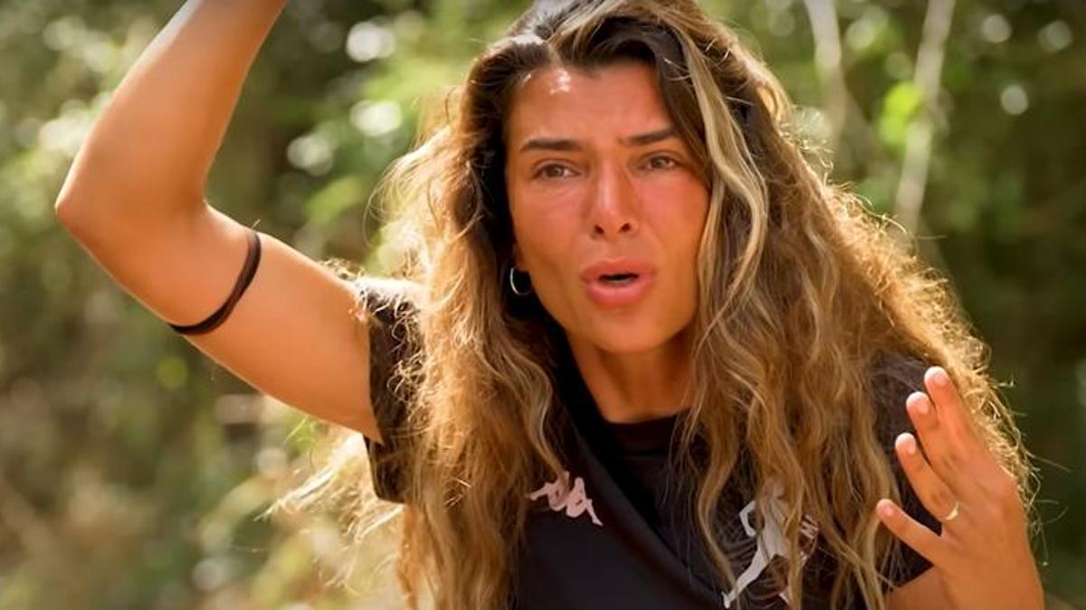 Survivor'da gözyaşları sel oldu! Merve isyan etti, Gizem ağladı ...